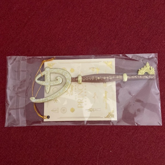 Disney | Toys | Disneys Ultimate Princess Celebration Key | Poshmark